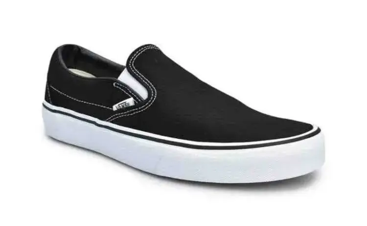 5 Rekomendasi Sepatu Vans yang Mudah untuk Mix and Match - MEDIAJABAR.COM